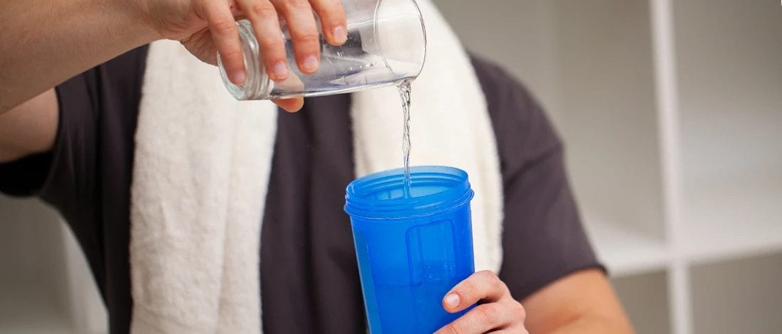 How Much Water per Scoop of Protein Powder? (From a Trainer)